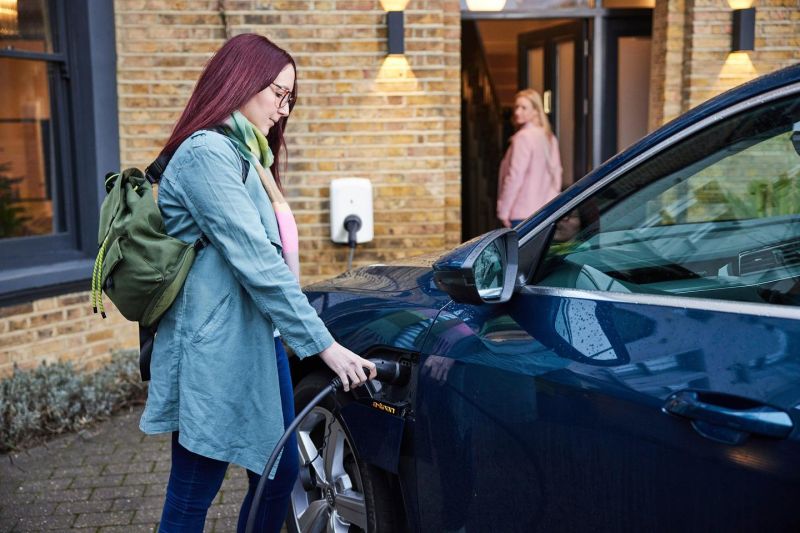British Gas calculator shows how switching to EV tariff reduces CO2 ...