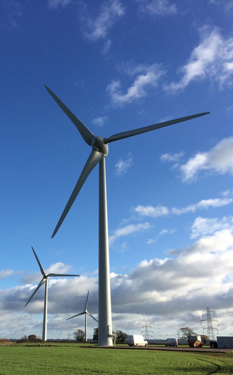 Wind farm battery energy storage partnership ‘powers’ UK journey to Net ...
